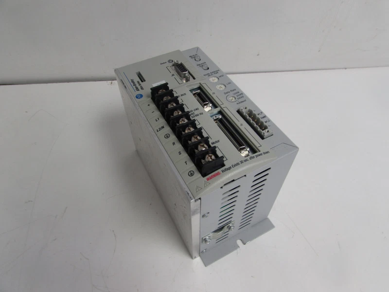 ALLEN BRADLEY PN:9101-1810 MODEL:1398-DDM-005X-DN VER 1.36 SERVO DRIVE ...